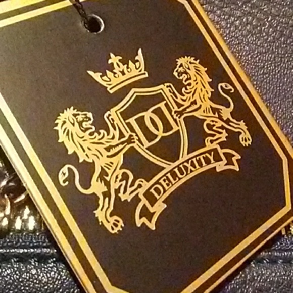 Deluxity | Bags | Nwt Deluxity Crossbody Purse | Poshmark